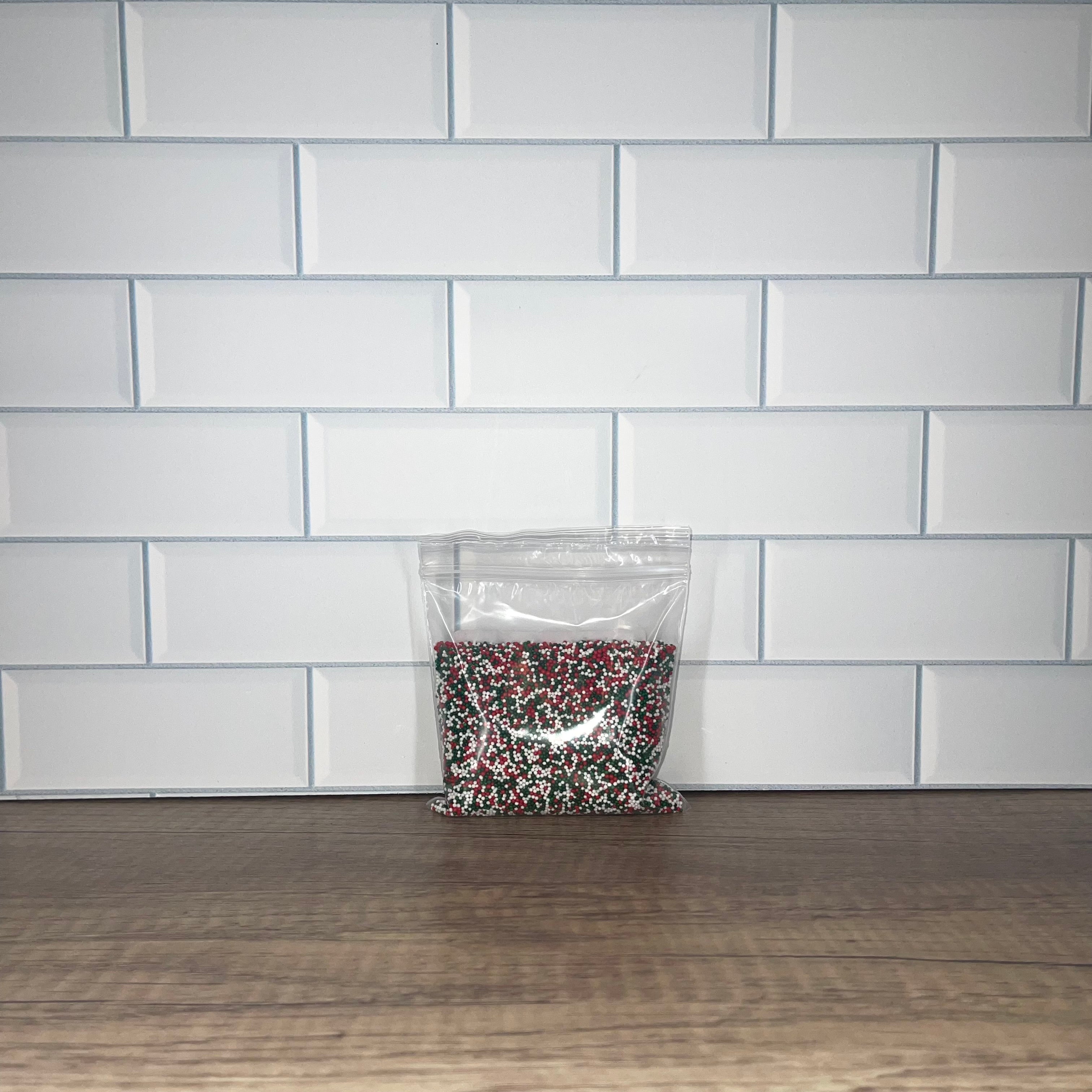 4 oz Holiday Nonpareils Mix – Gloria's Cake & Candy Supplies